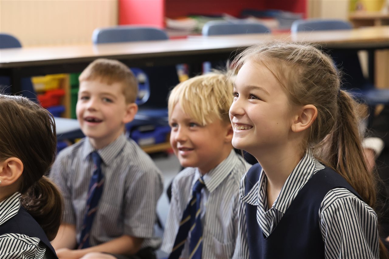 Keeping in Touch — Warminster School